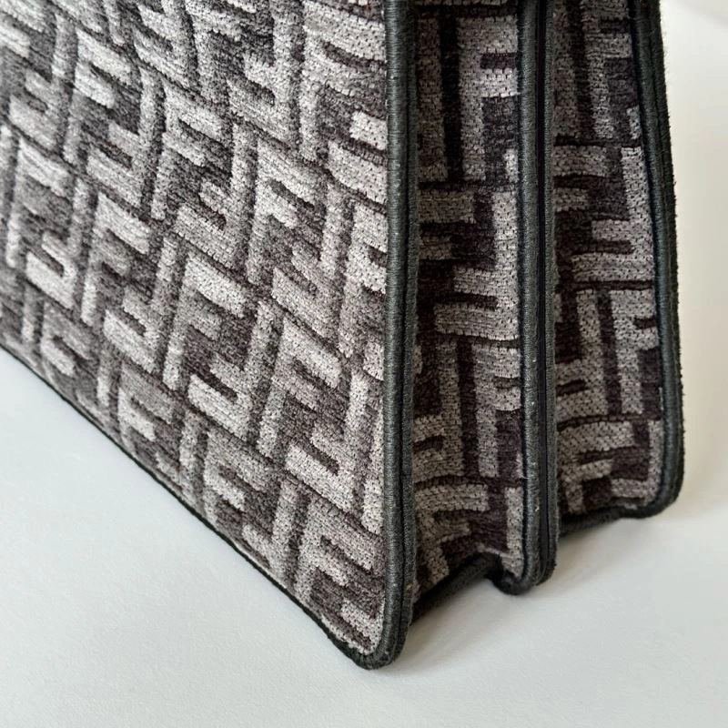Economical Fendi Peekaboo Bags