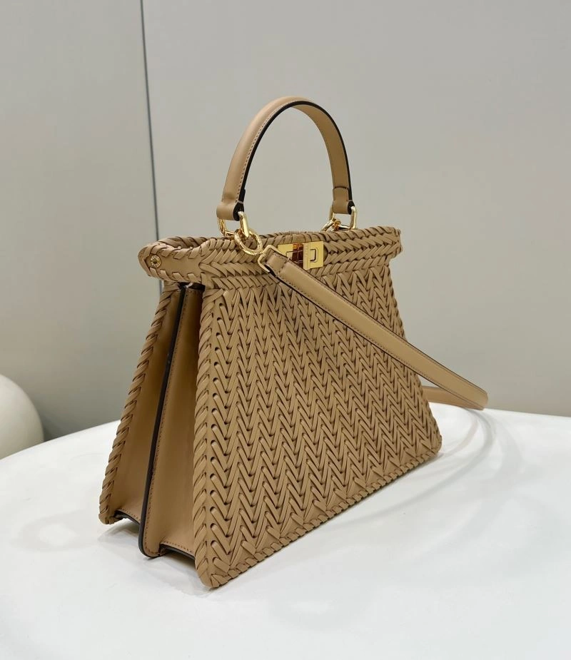 Top match Fendi Peekaboo Bags