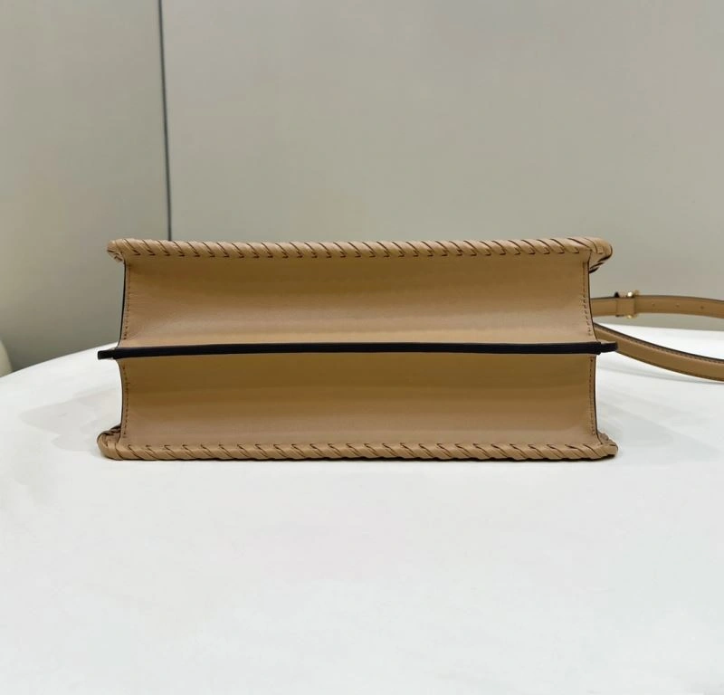 Top match Fendi Peekaboo Bags