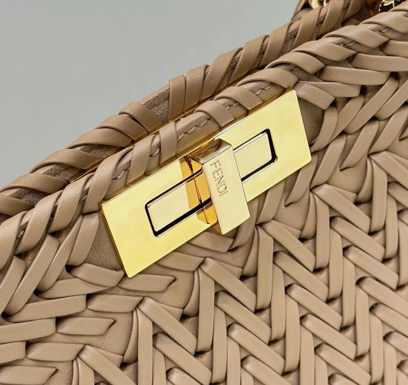 Top match Fendi Peekaboo Bags