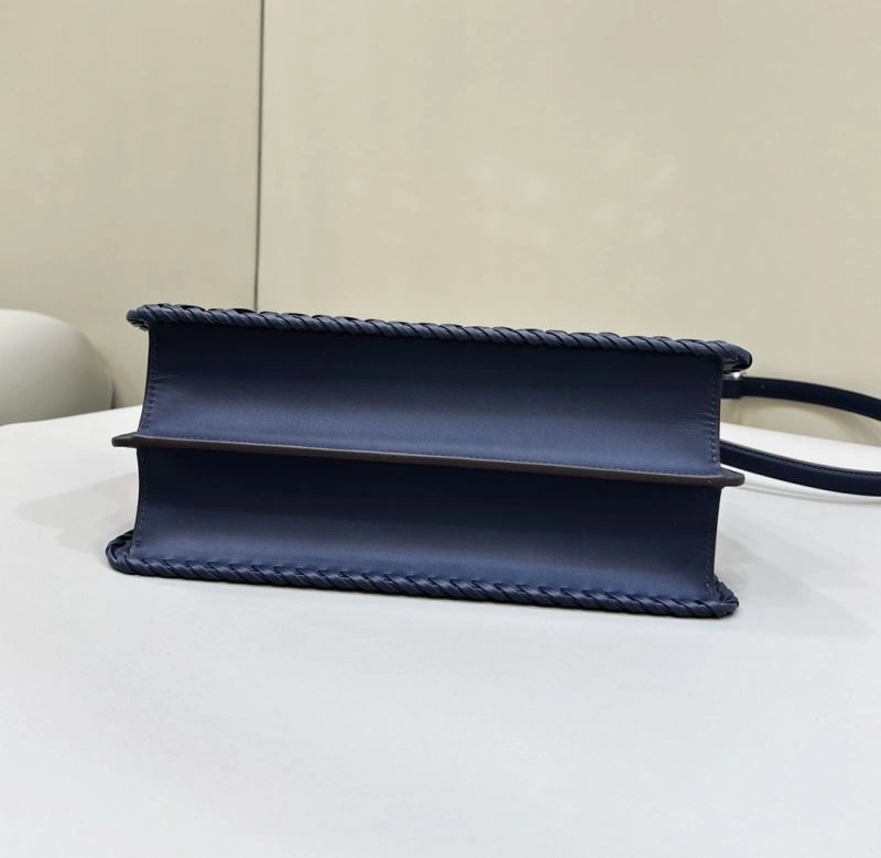 Inexpensive Fendi Peekaboo Bags