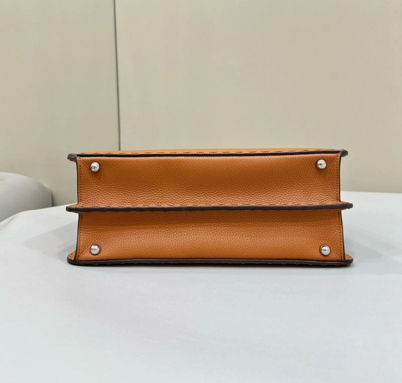Accurate model Fendi Peekaboo Bags