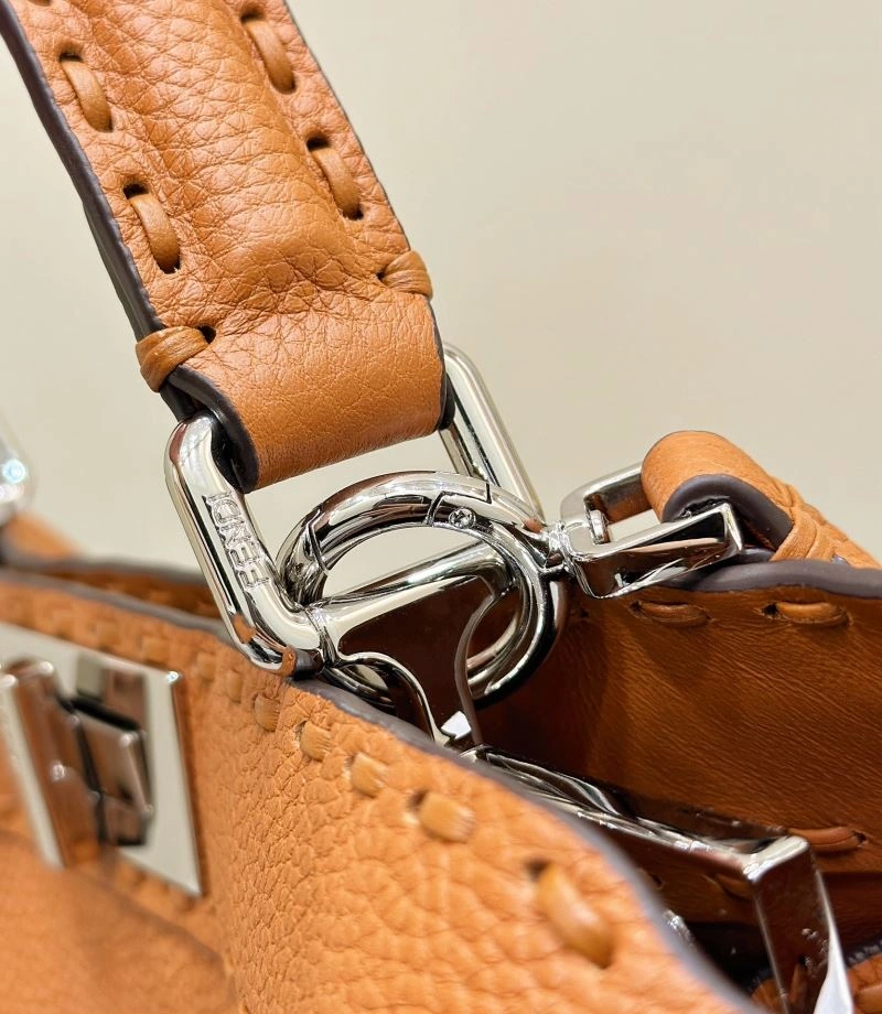 Accurate model Fendi Peekaboo Bags
