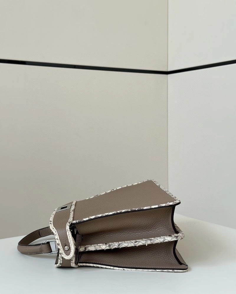 Accurate model Fendi Peekaboo Bags