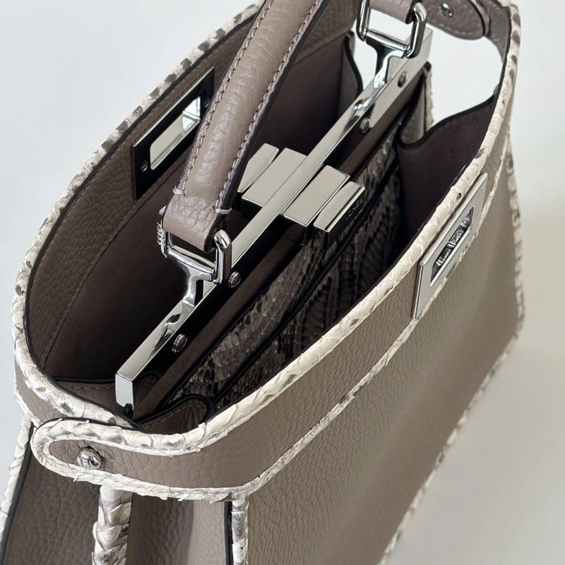 Accurate model Fendi Peekaboo Bags