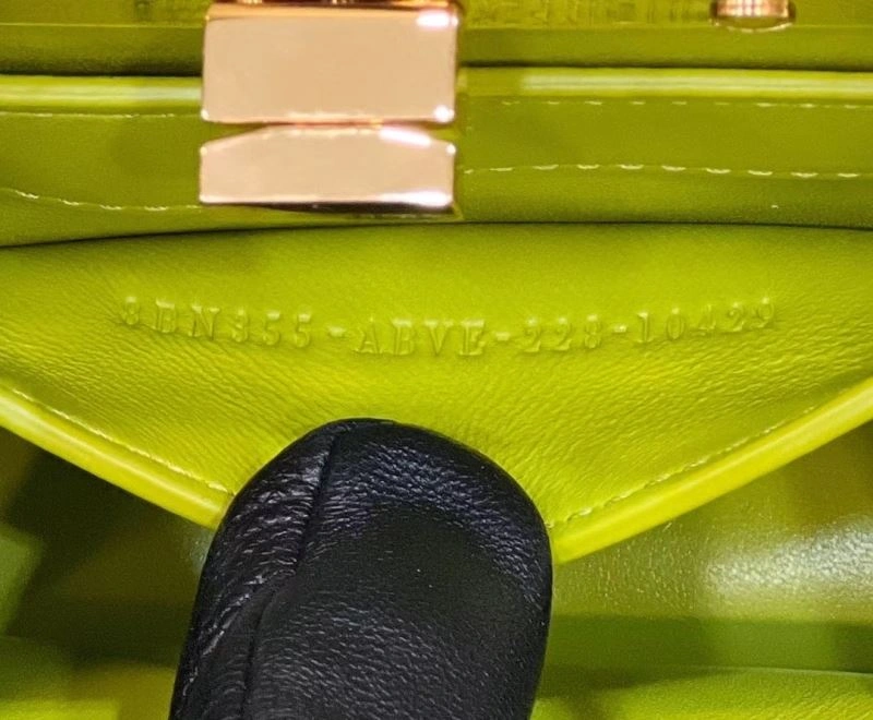 1:1 copy Fendi Peekaboo Bags
