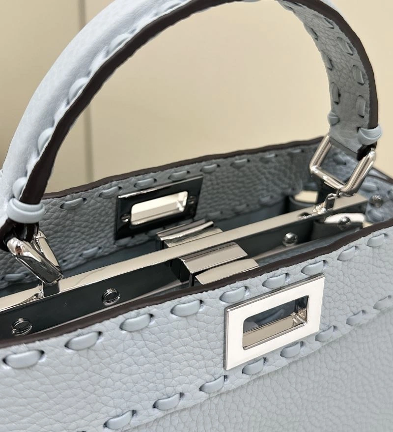 Accurate model Fendi Peekaboo Bags