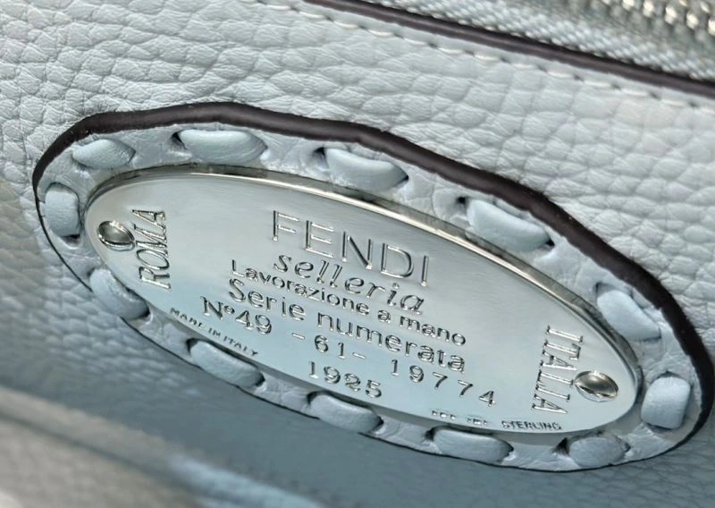 Accurate model Fendi Peekaboo Bags
