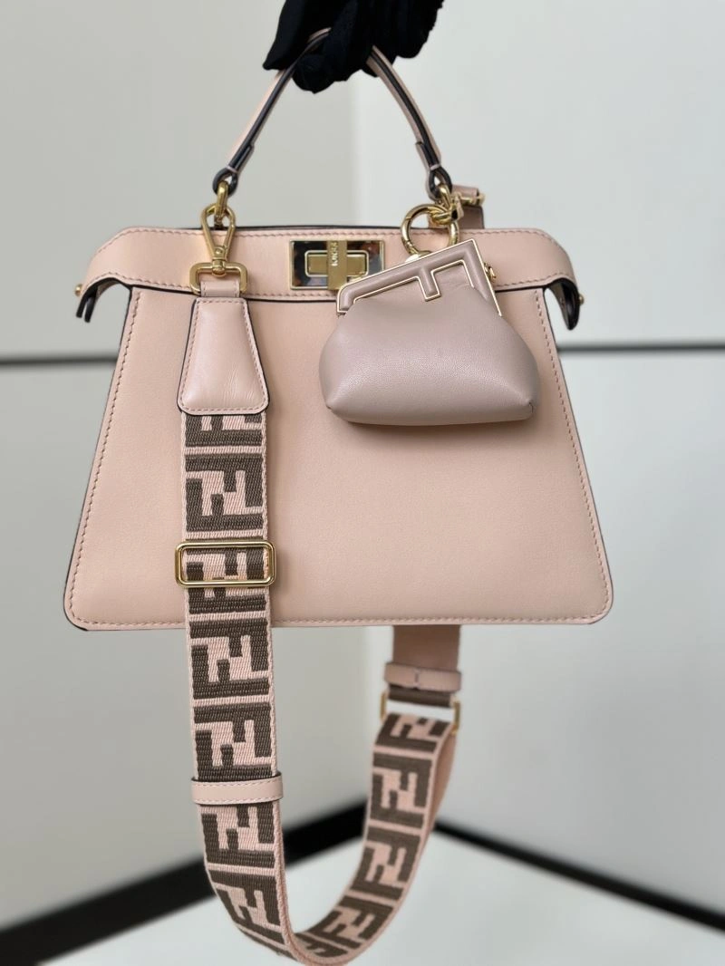 Accurate model Fendi Peekaboo Bags