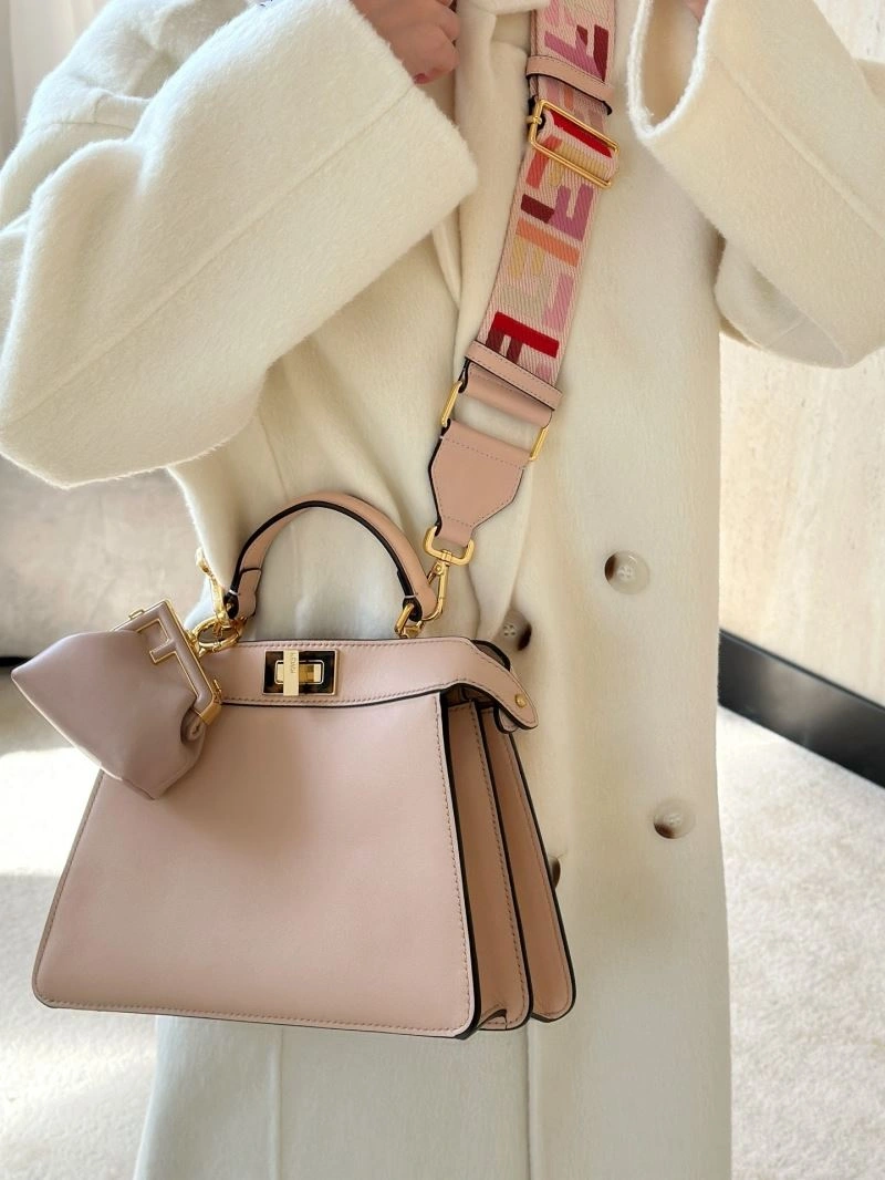 Accurate model Fendi Peekaboo Bags