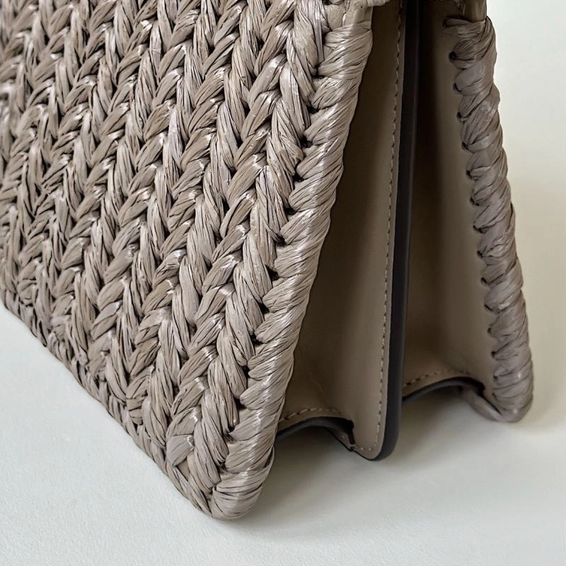 Top mirror Fendi Peekaboo Bags