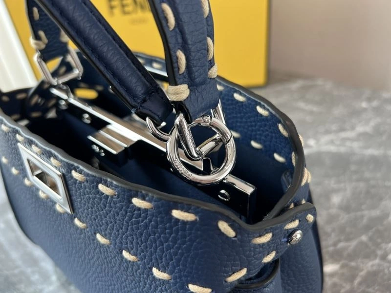 Accurate model Fendi Peekaboo Bags