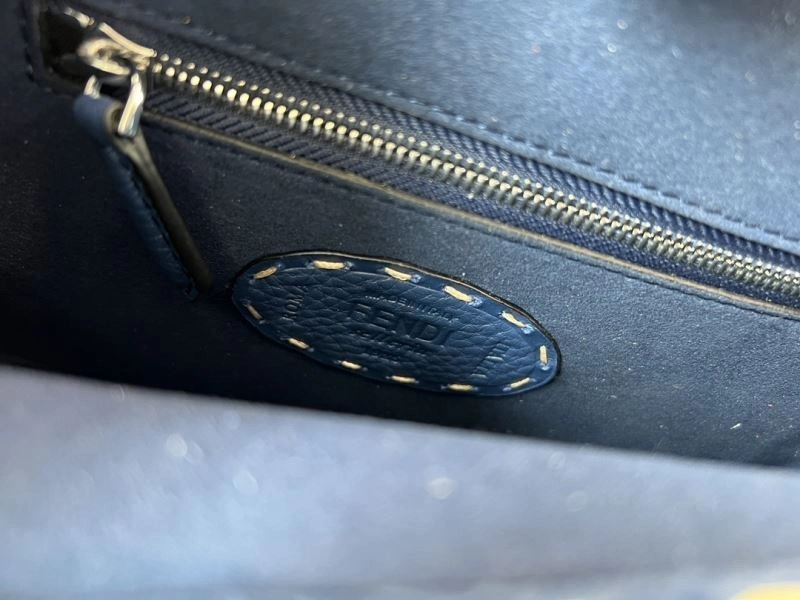 Accurate model Fendi Peekaboo Bags
