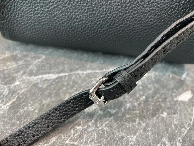 Inexpensive Fendi Peekaboo Bags