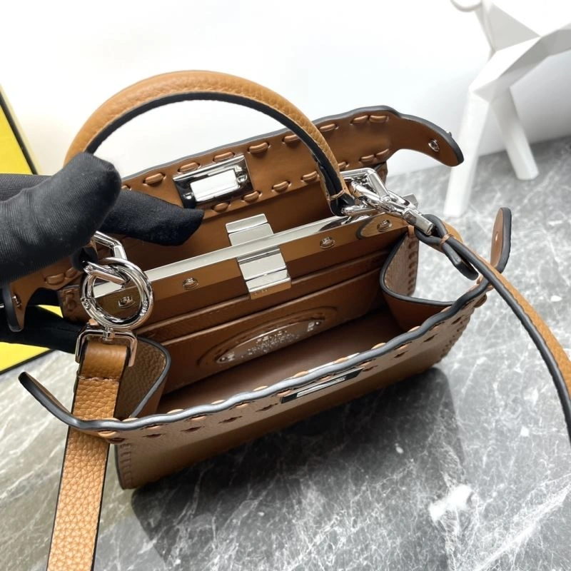 Top match Fendi Peekaboo Bags