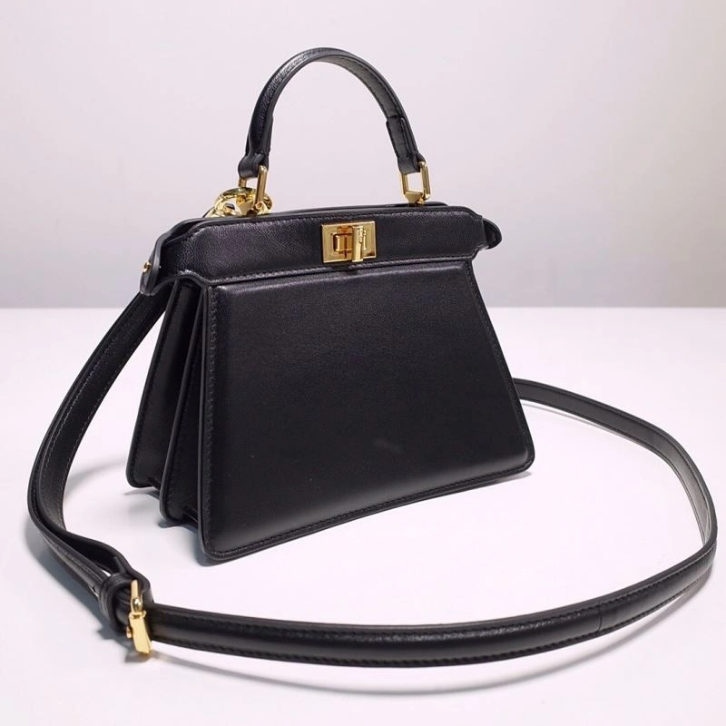 Top mirror Fendi Peekaboo Bags