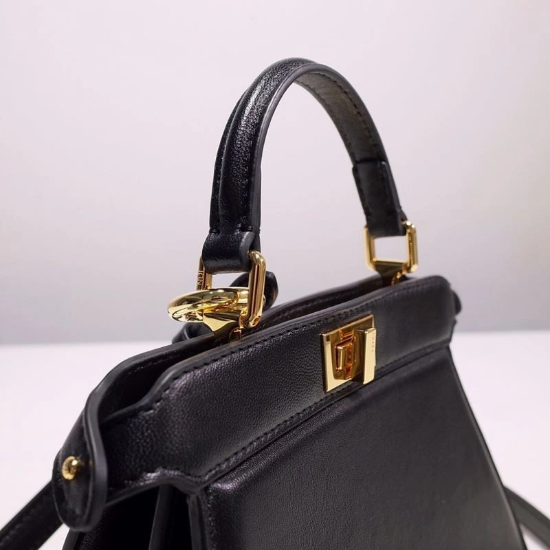 Top mirror Fendi Peekaboo Bags