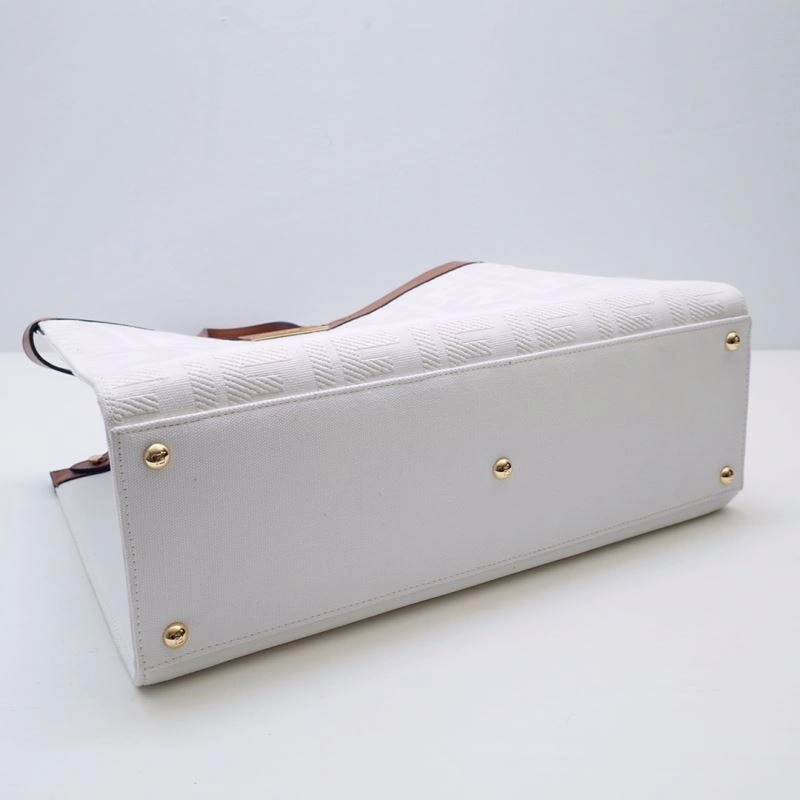 Low-cost Fendi Peekaboo Bags