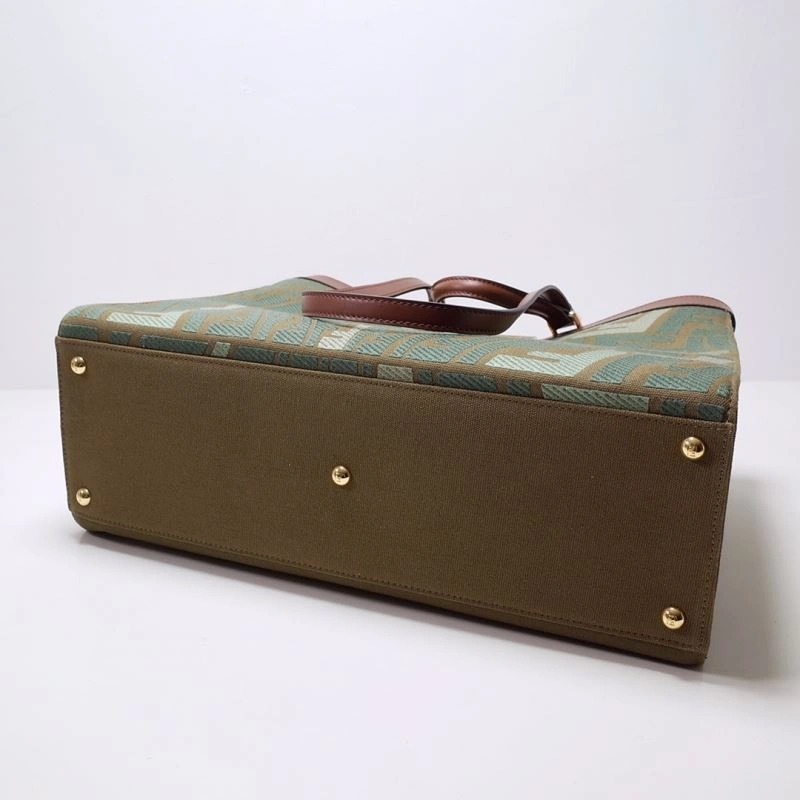 Bargain Fendi Peekaboo Bags