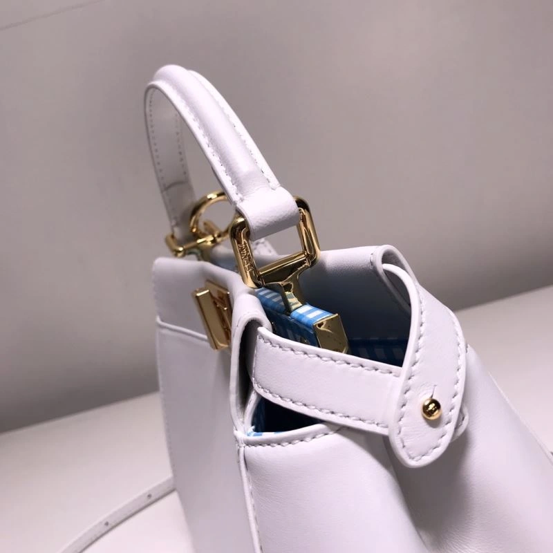 Top match Fendi Peekaboo Bags