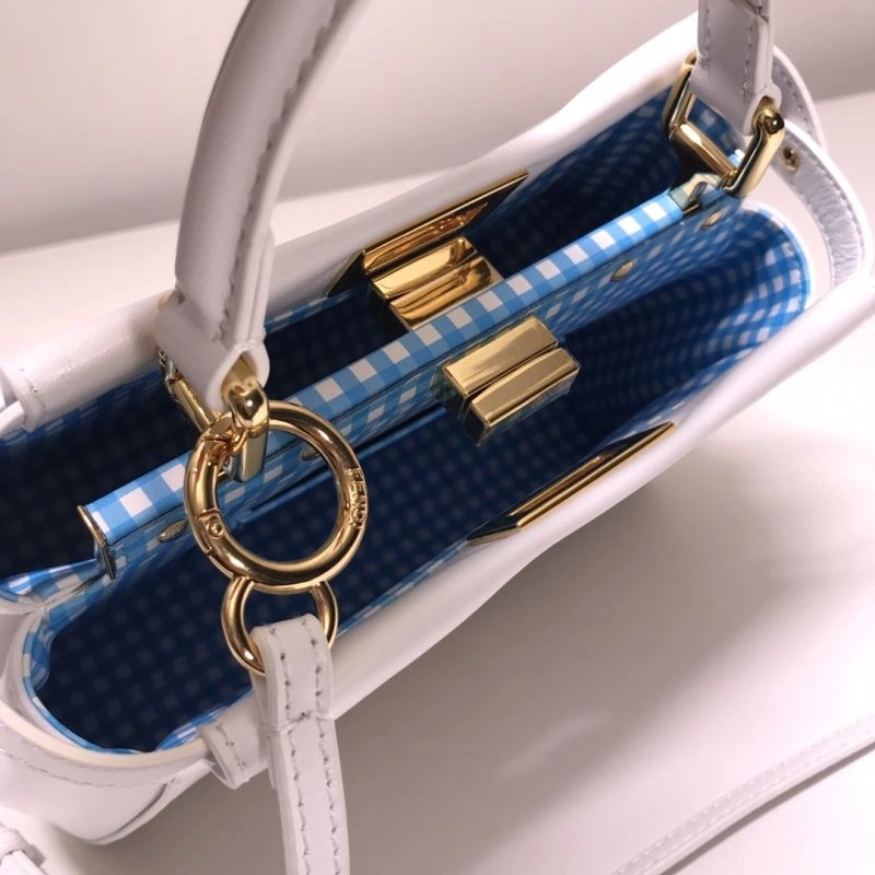 Top match Fendi Peekaboo Bags