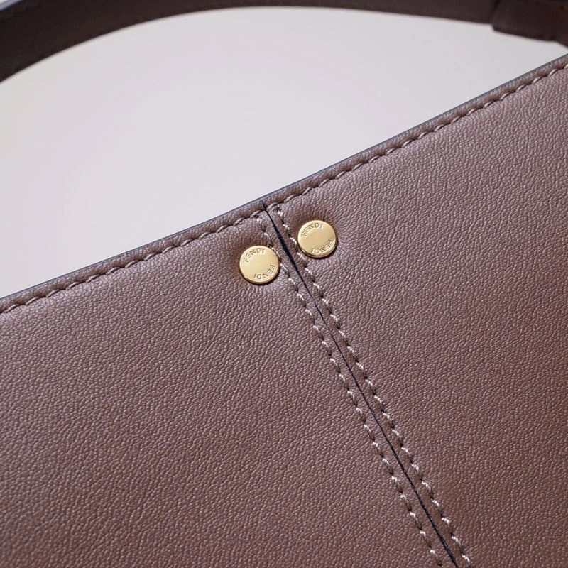 Accurate model Fendi Peekaboo Bags