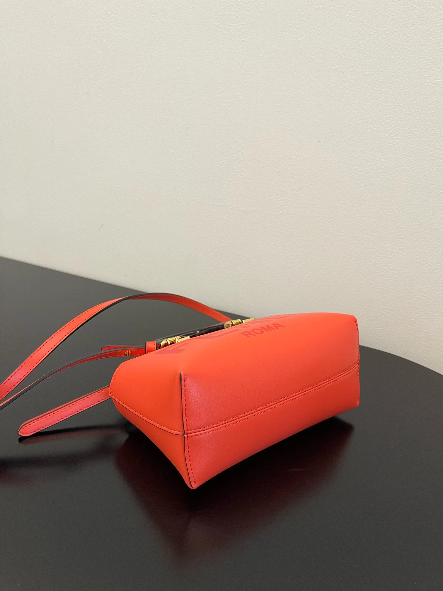 Low-cost Fendi Pillow Bags