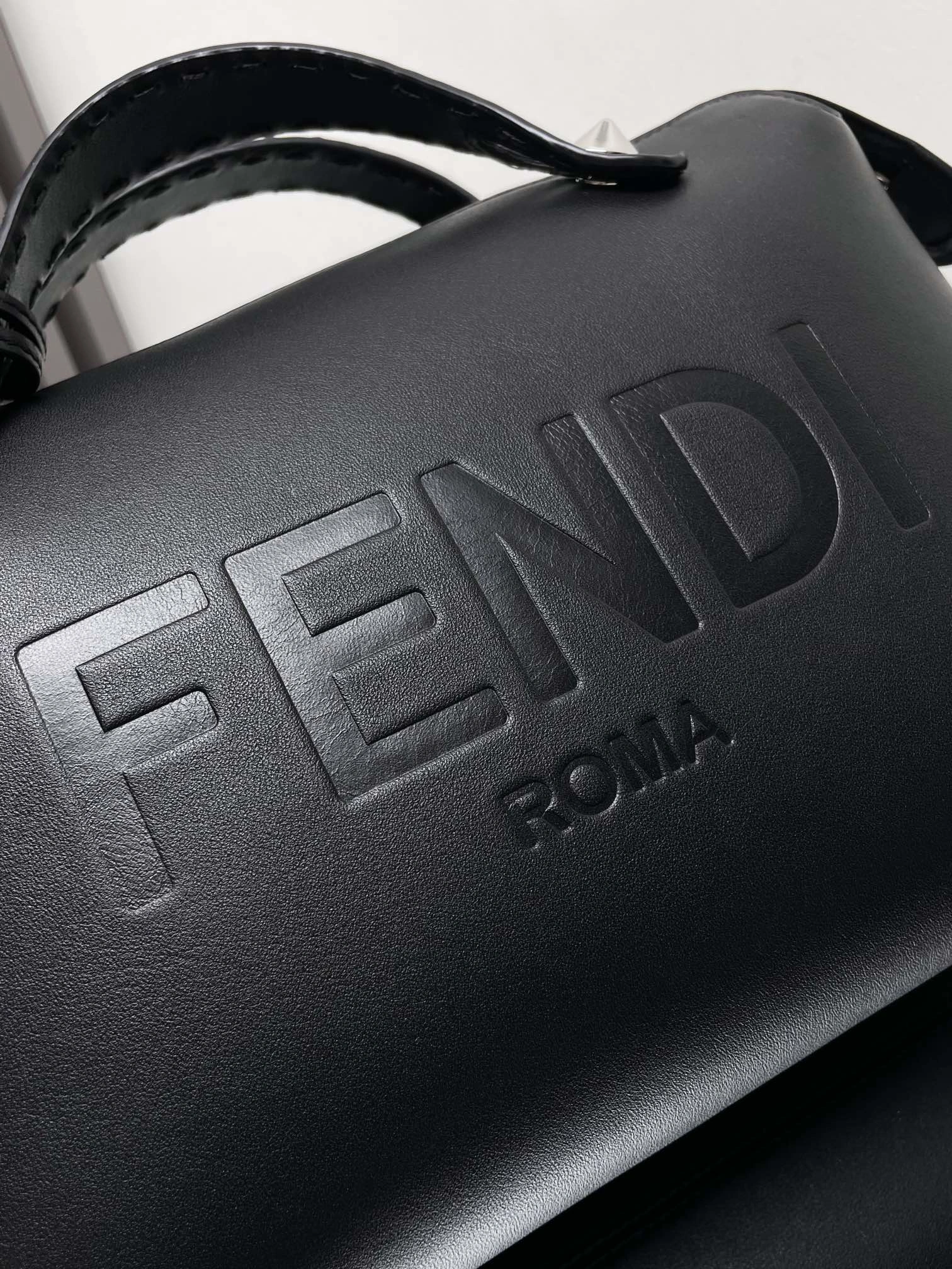 Inexpensive Fendi Pillow Bags