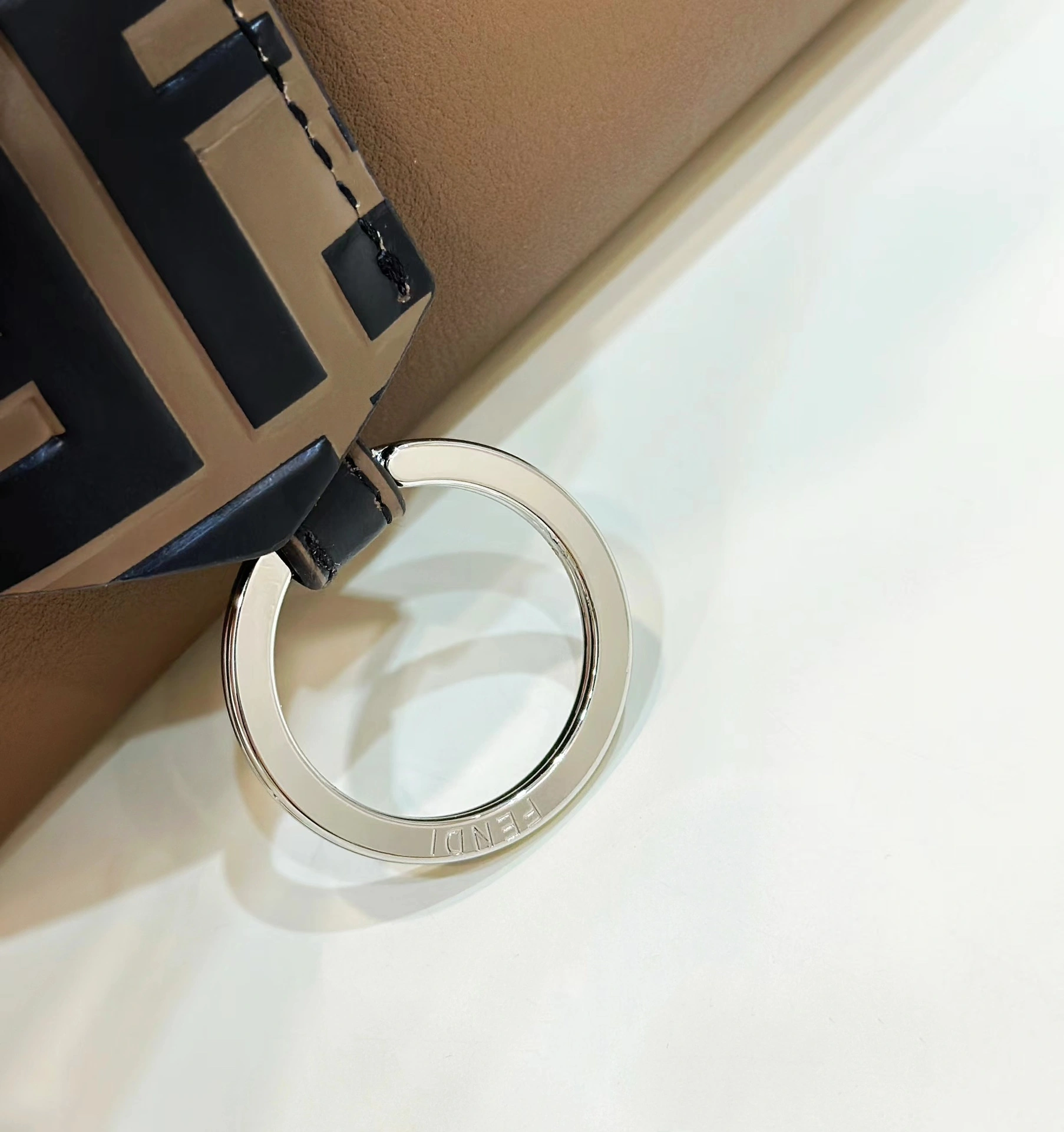 Top mirror Fendi Pillow Bags