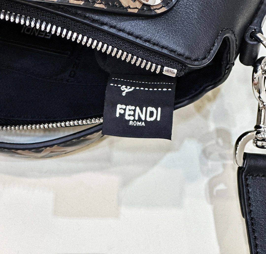 Precise copy Fendi Pillow Bags