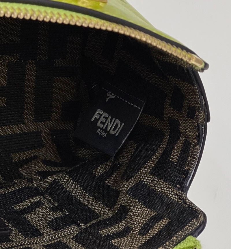 Top mirror Fendi Pillow Bags