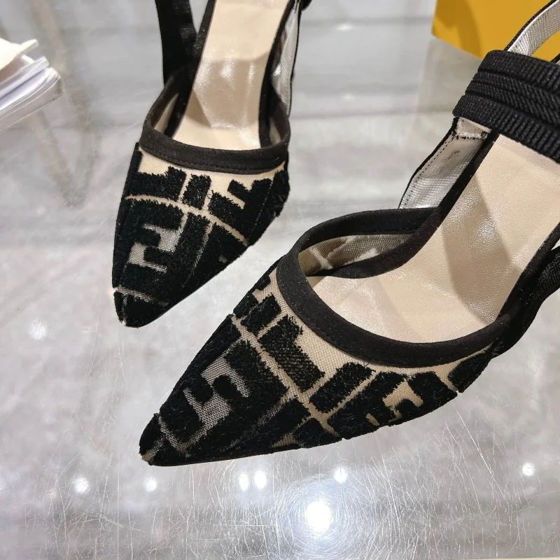 Top mirror Fendi Sandals