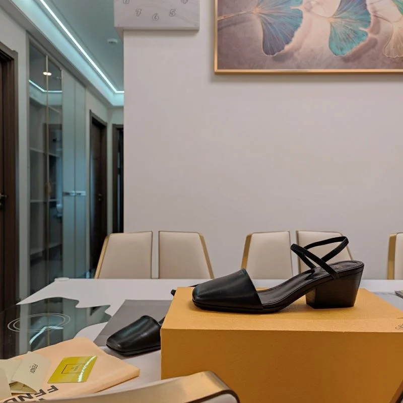 Mirror quality Fendi Sandals