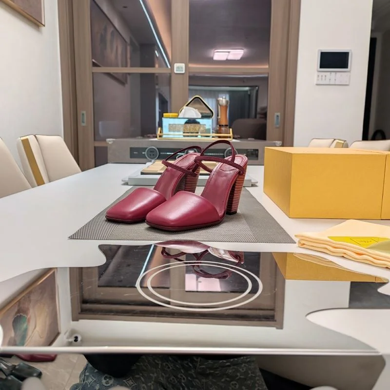 Factory-made Fendi Sandals