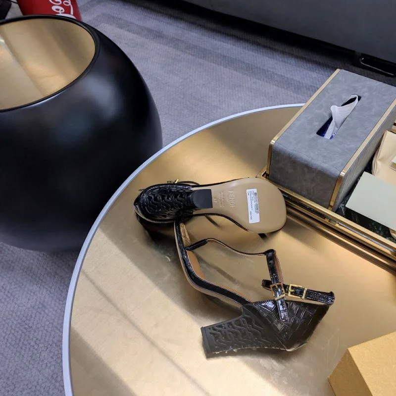 Legit Fendi Sandals