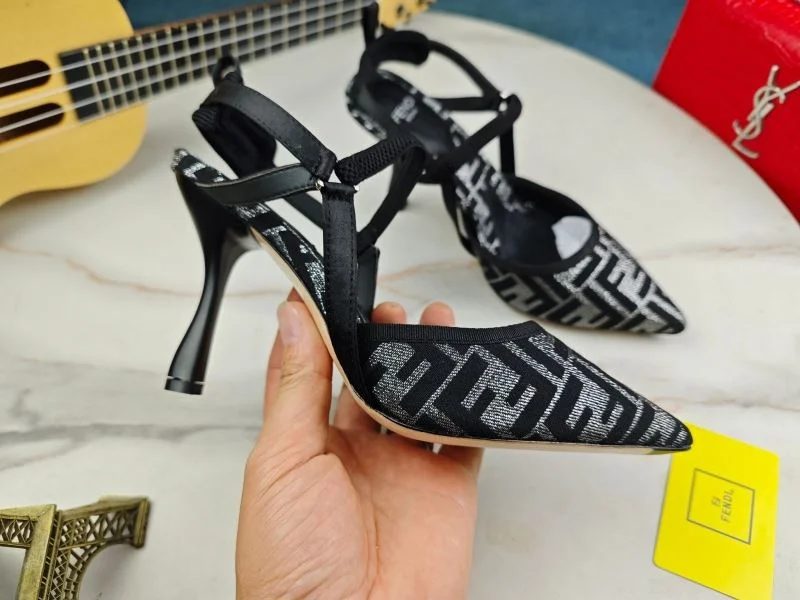 Accurate model Fendi Sandals