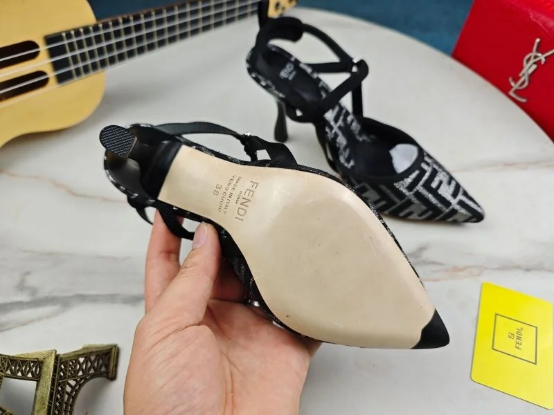 Accurate model Fendi Sandals