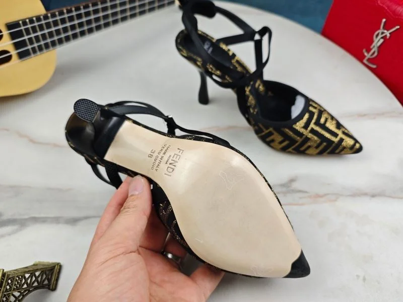 Accurate model Fendi Sandals
