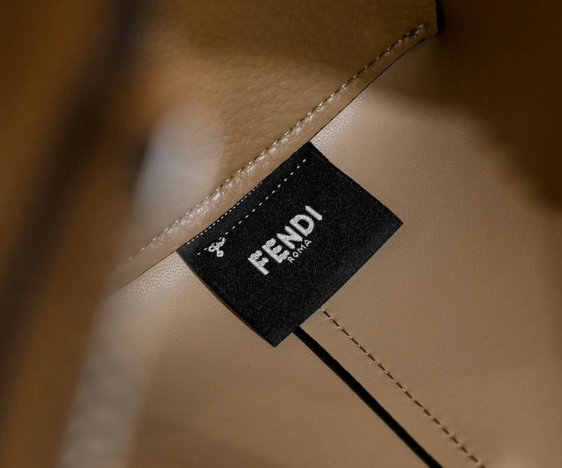 Accurate model Fendi Satchel Bags