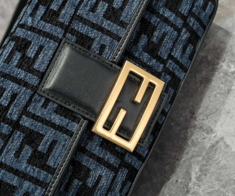 Accurate model Fendi Satchel Bags