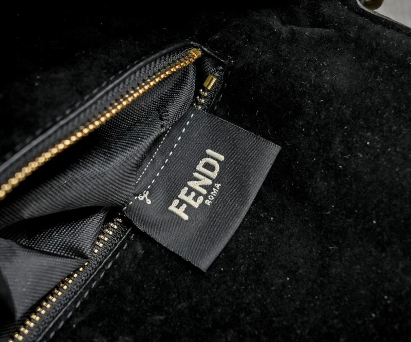 Accurate model Fendi Satchel Bags