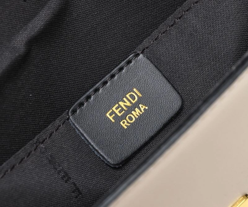 Accurate model Fendi Satchel Bags