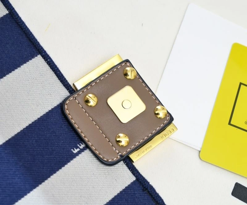 Top mirror Fendi Satchel Bags