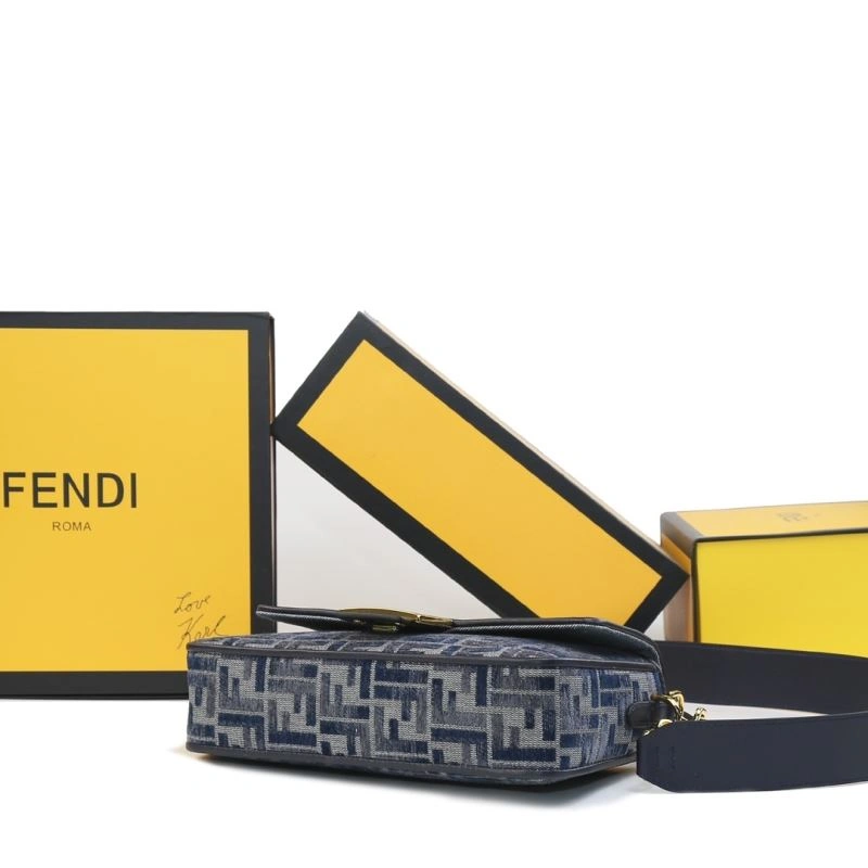 Accurate model Fendi Satchel Bags