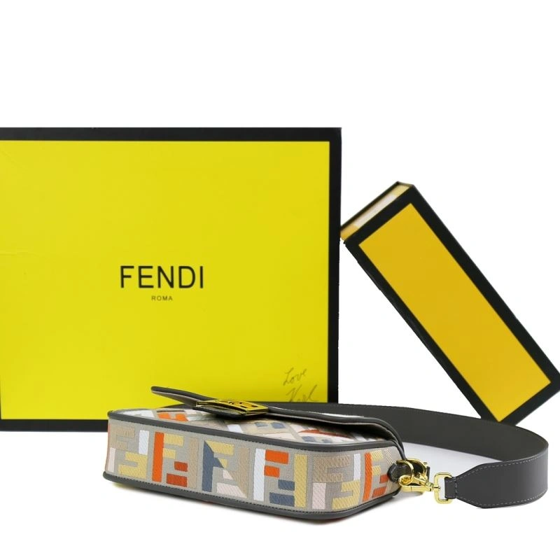 Accurate model Fendi Satchel Bags