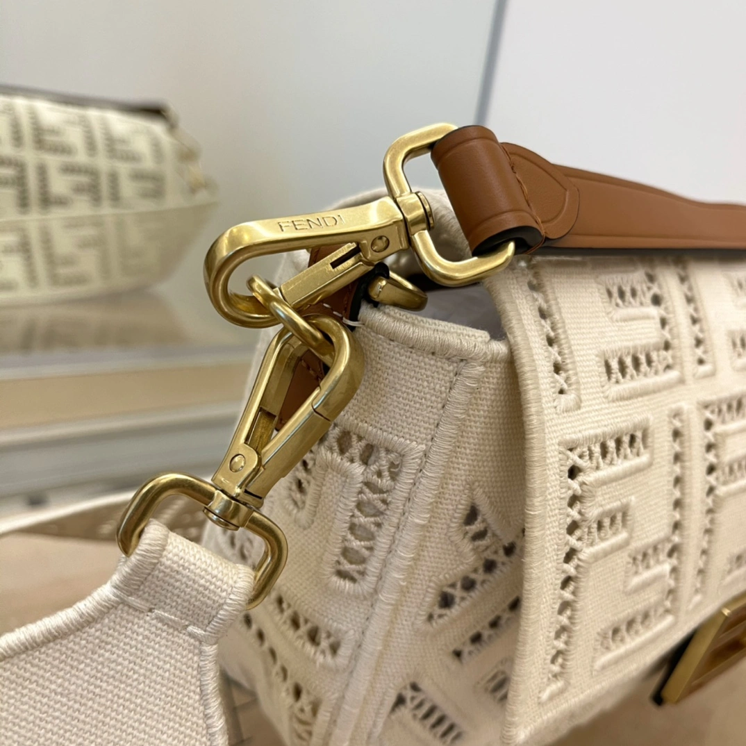 Bargain Fendi Satchel Bags