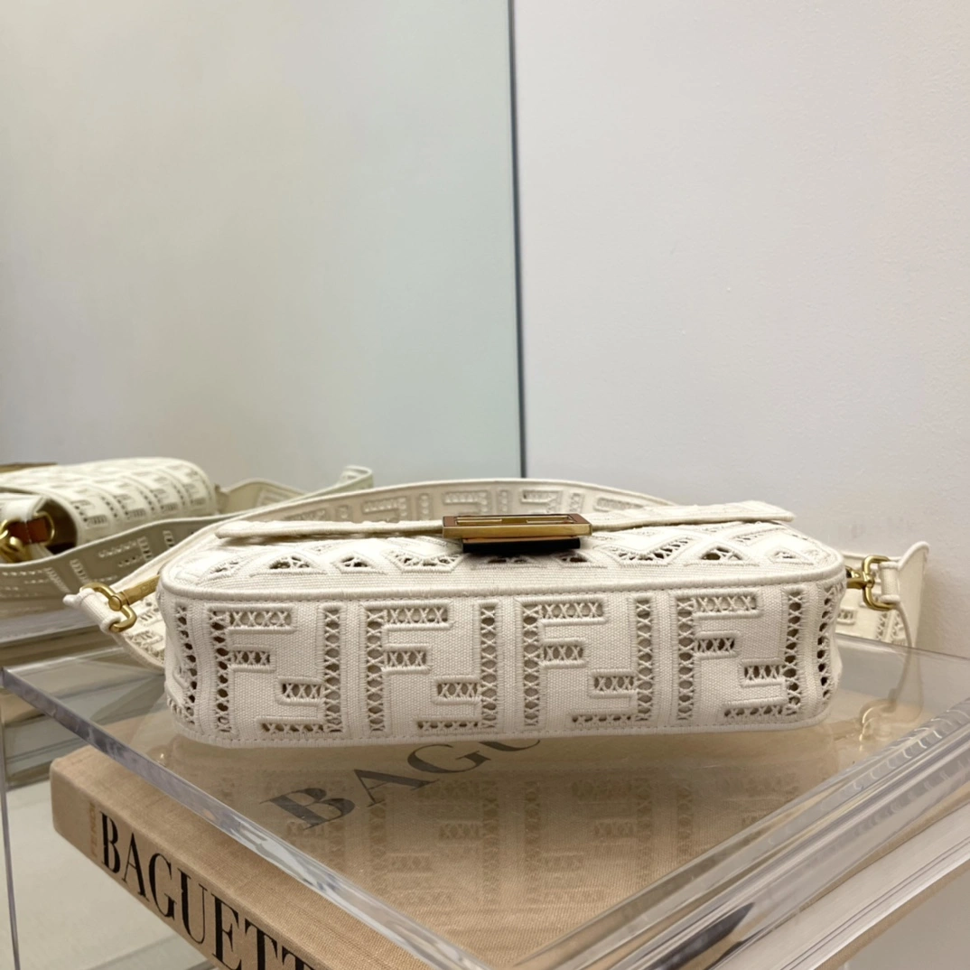 Bargain Fendi Satchel Bags