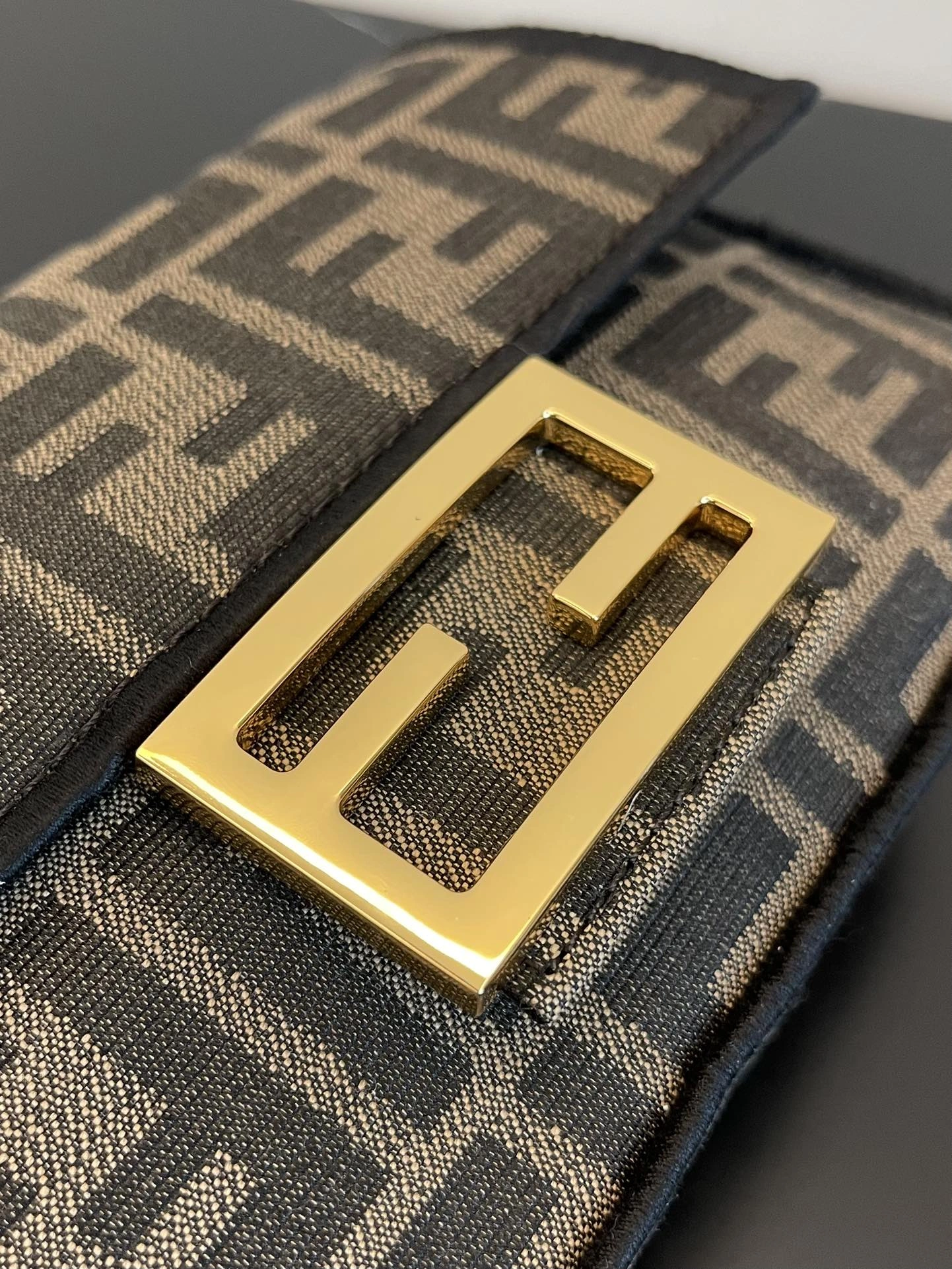 Top match Fendi Satchel Bags