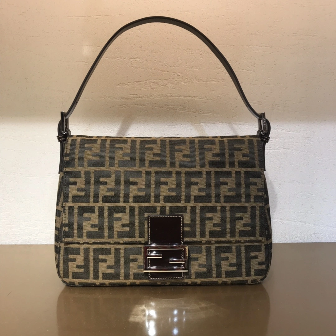 Top mirror Fendi Satchel Bags