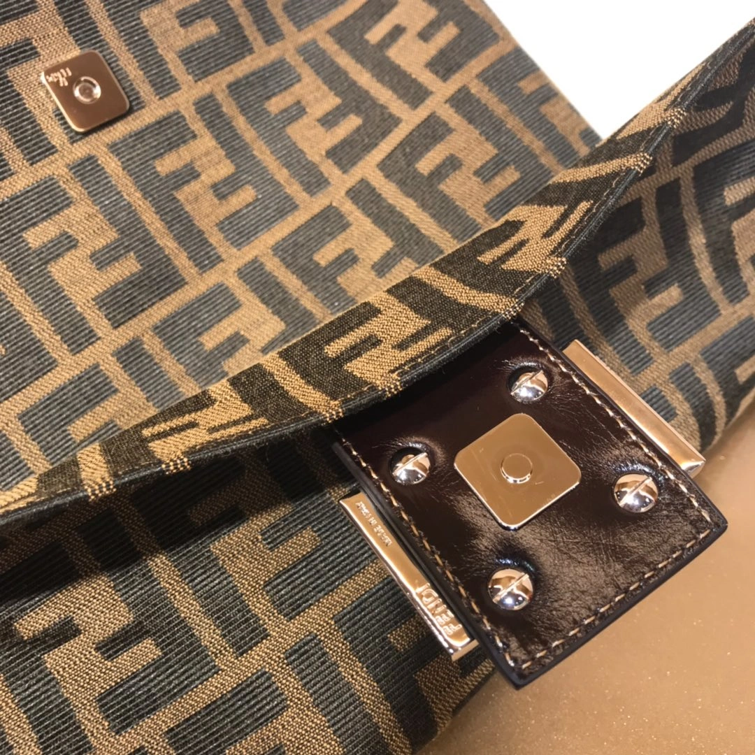 Top mirror Fendi Satchel Bags